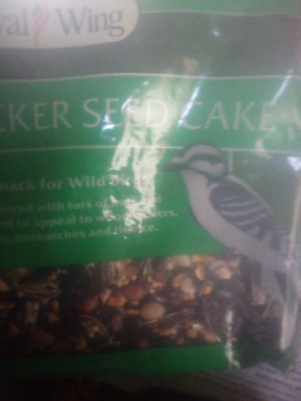 Royal Wing Woodpecker Seed Cake Bird Food, 24 oz. at Tractor Supply Co