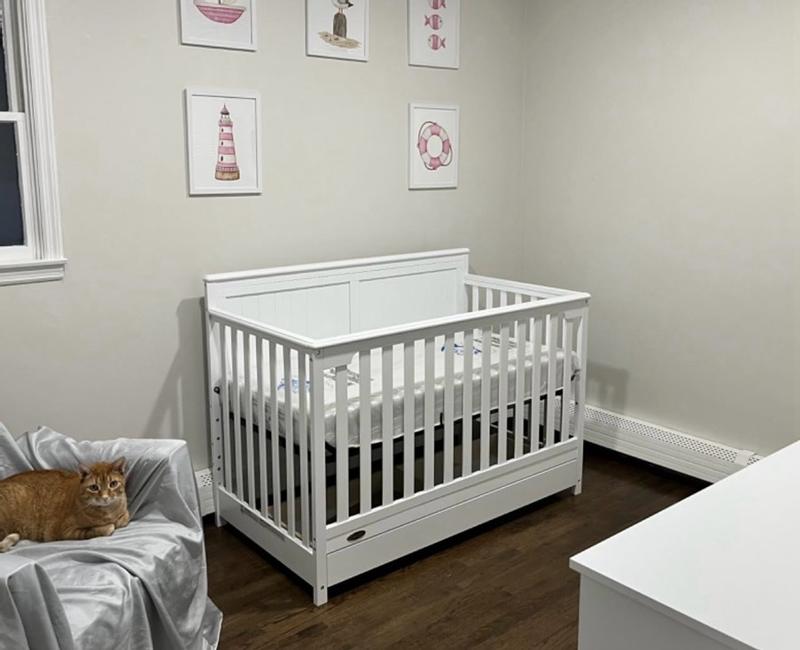 Graco Graco Hadley 4-in-1 White Convertible Crib 04586-701 at Lowes.com