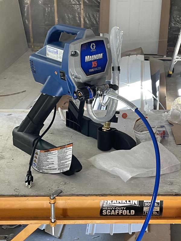 Graco Magnum X5 Stand Airless Paint Sprayer for DIY Homeowners and ...