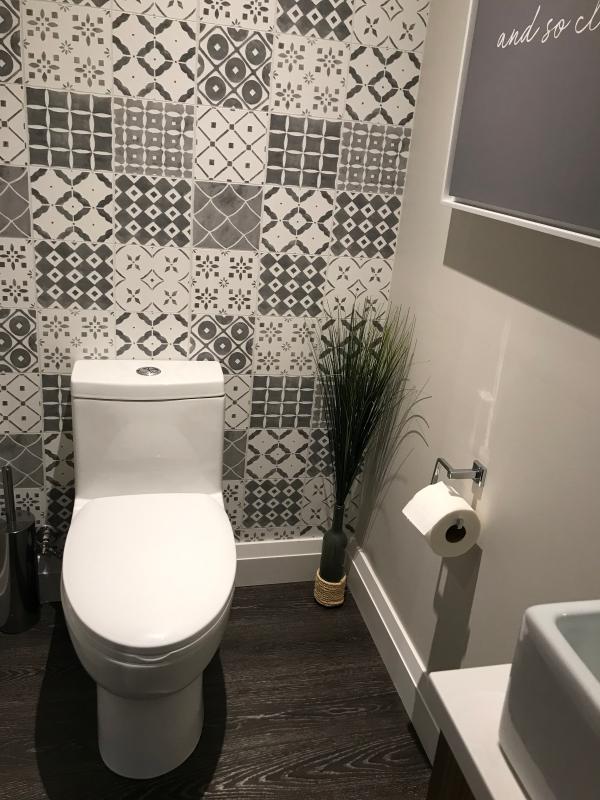 Graham & Brown 8-in Grey Vinyl Textured Tile 0.6-sq ft Unpasted Paste ...