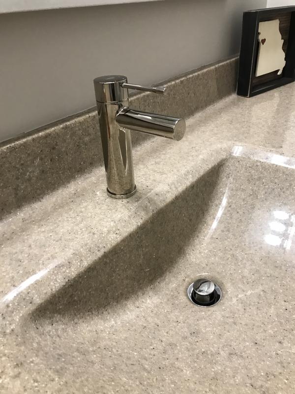 GROHE Essence Starlight Chrome Single Hole 1-Handle WaterSense Bathroom ...