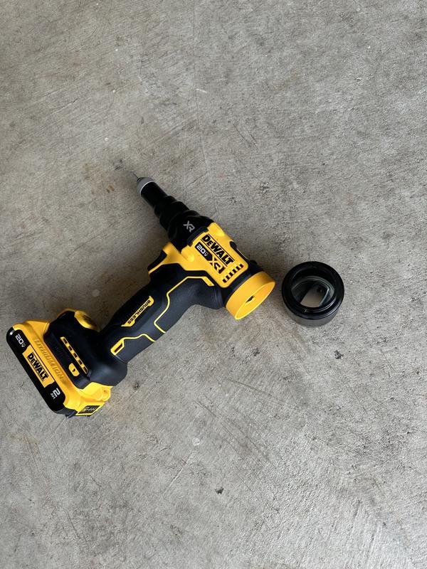 DEWALT 20V 3/16-In Rivet Tool 2.0AH DCF403D1 at Lowes.com