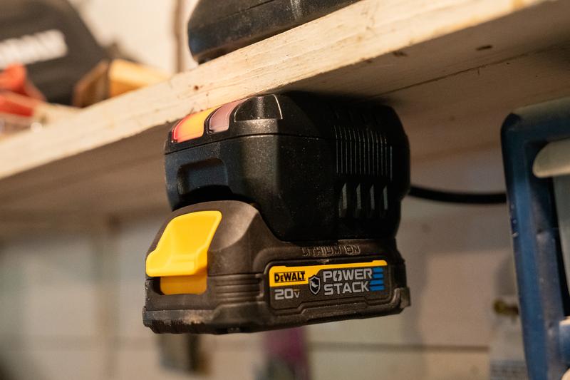 DEWALT 20V 1-4/In Rivet Tool PS DCF414GE2 at Lowes.com