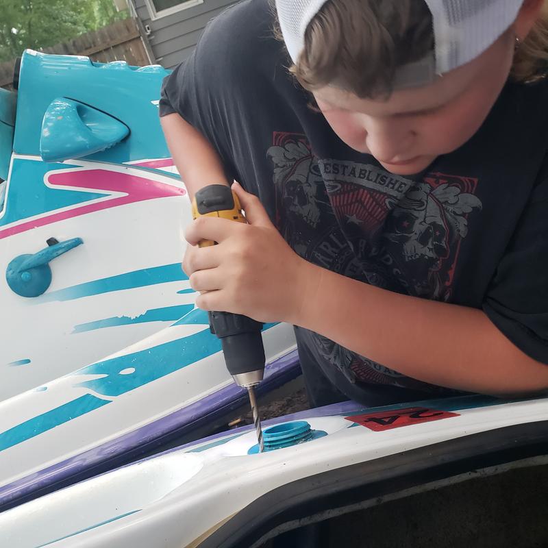 DEWALT 20V 1-4/In Rivet Tool PS DCF414GE2 at Lowes.com