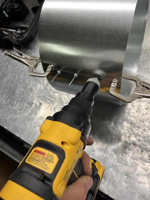 DEWALT 20V 3/16-In Rivet Tool 2.0AH DCF403D1 at Lowes.com