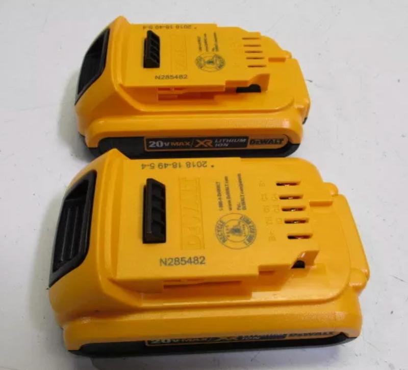 DEWALT DCF885C1 20V MAX Lithium-Ion Cordless Impact Driver with Battery ...