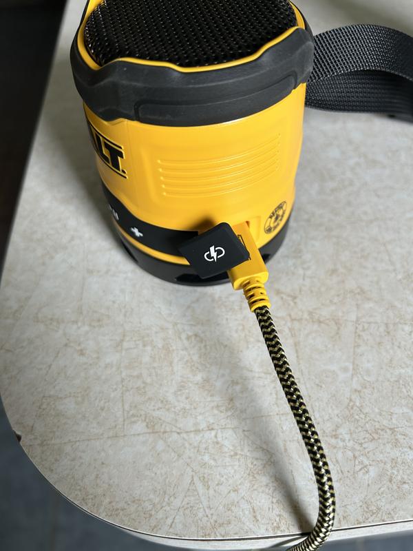 DEWALT 3-in Bluetooth Compatibility Indoor/Outdoor Portable Speaker ...