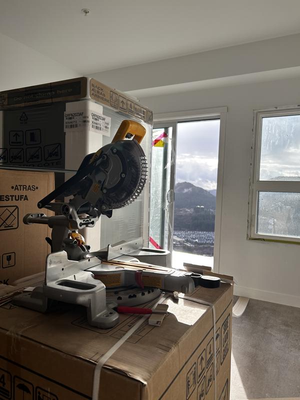 DEWALT 7-1/4 in. 20V Max Miter Saw with Battery and Charger at Tractor ...