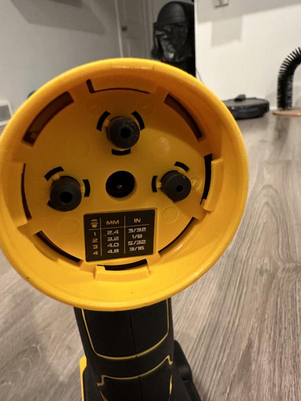 DEWALT 20V 3/16-In Rivet Tool 2.0AH DCF403D1 at Lowes.com