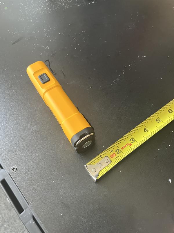 DEWALT 1000-Lumen 3 Modes LED Spotlight Flashlight with Rechargeable ...