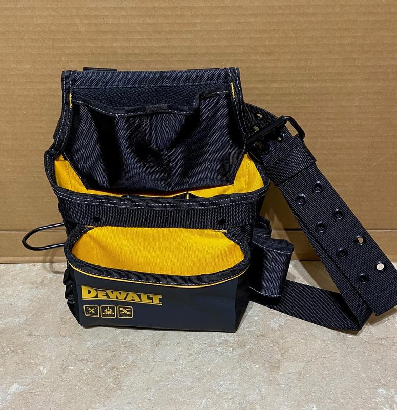 DEWALT Professional Single Pouch DWST540101 at Lowes.com