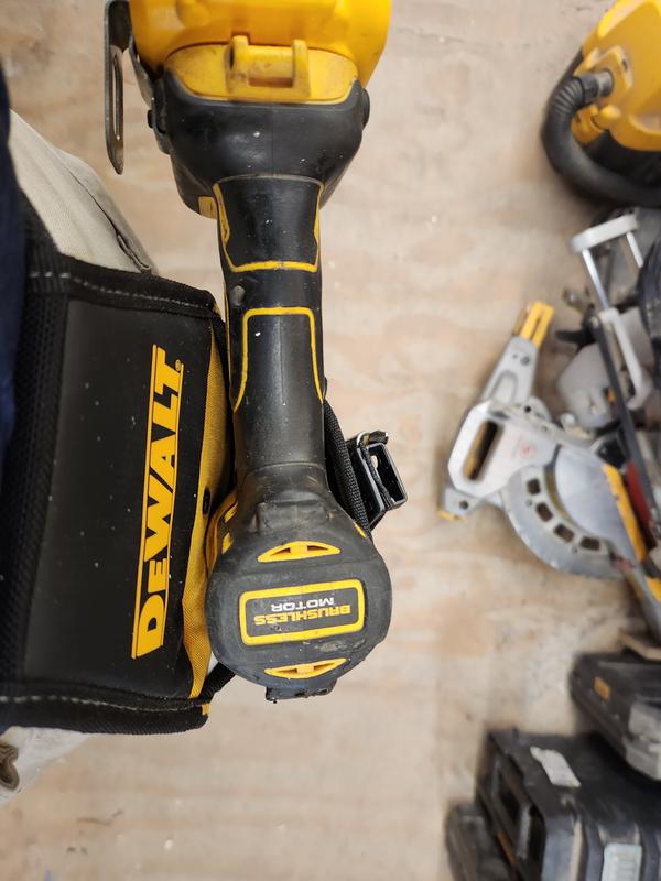 DEWALT Polyester Belt Clip Drill Holder DWST540501 at Lowes.com