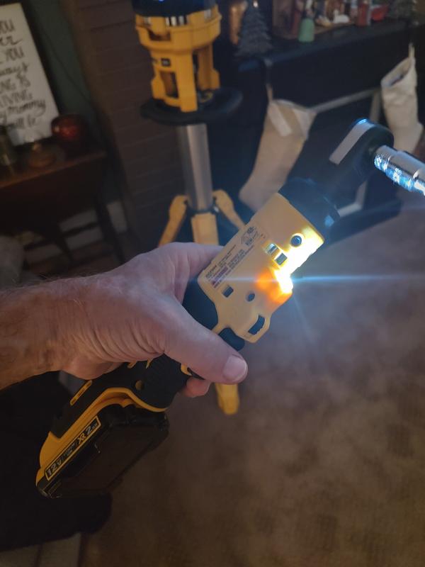 DEWALT XTREME 12-volt Max Variable Brushless 1/4-in Drive Cordless ...