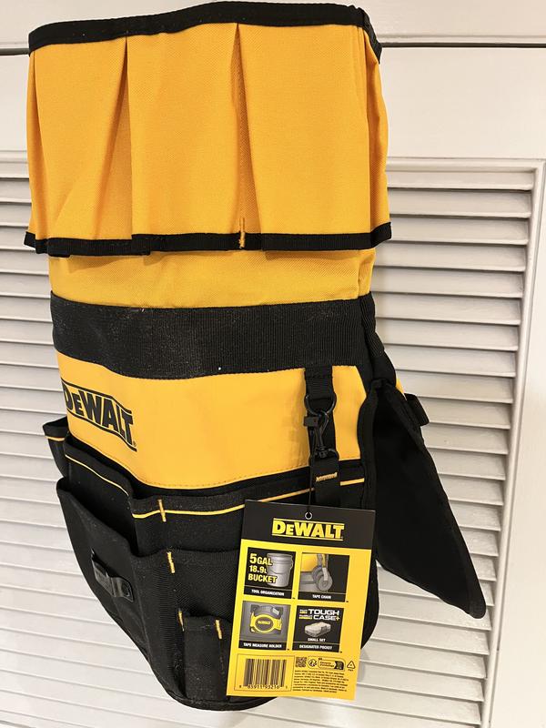 DEWALT Black- Yellow Ballistic Nylon 2-in 5-Gallon Bucket Organizer ...
