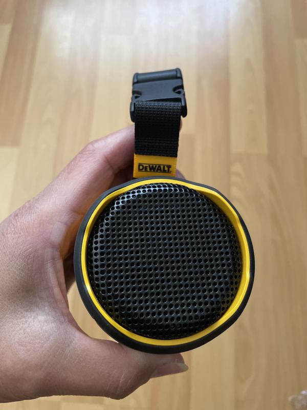 DEWALT 3-in Bluetooth Compatibility Indoor/Outdoor Portable Speaker ...