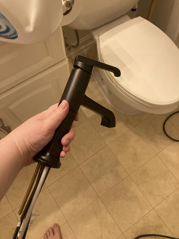 Delta Tetra Lumicoat Stainless Single Hole 1-Handle WaterSense Bathroom ...