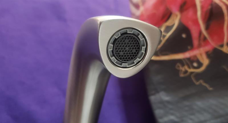 Delta Larkin Matte Black 4-in centerset 2-handle WaterSense Mid-arc ...