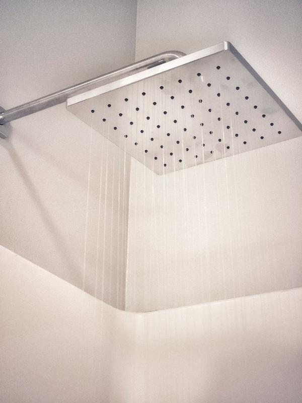 Delta Modern Chrome 1-handle Single Function Square Bathtub and Shower ...