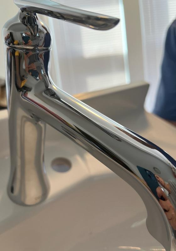Delta Bonacci Lumicoat Chrome Single hole 1-handle WaterSense Low-arc ...