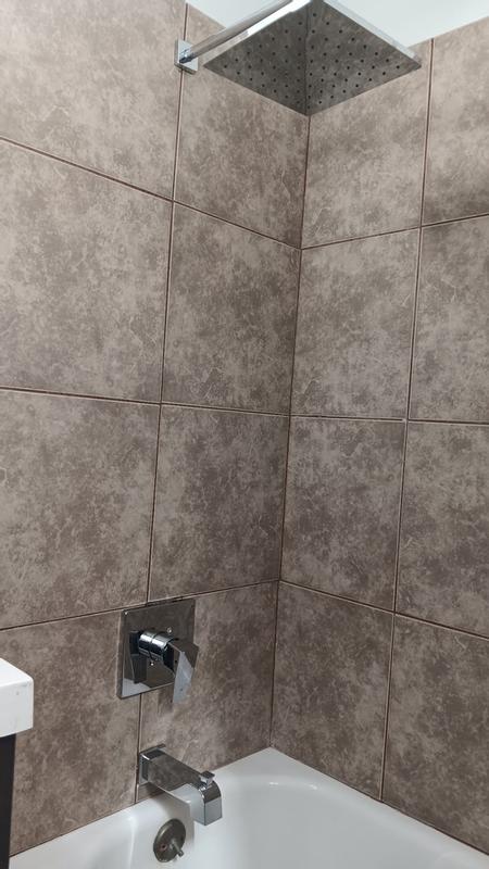 Delta Modern Matte Black 1-handle Single Function Square Bathtub and ...