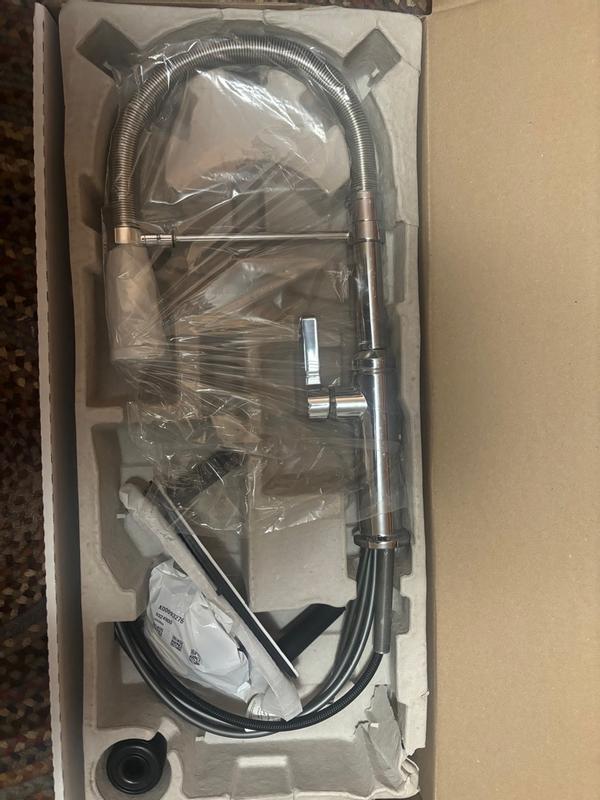 Delta Rhett Stainless Single Handle Pull-down Kitchen Faucet with ...