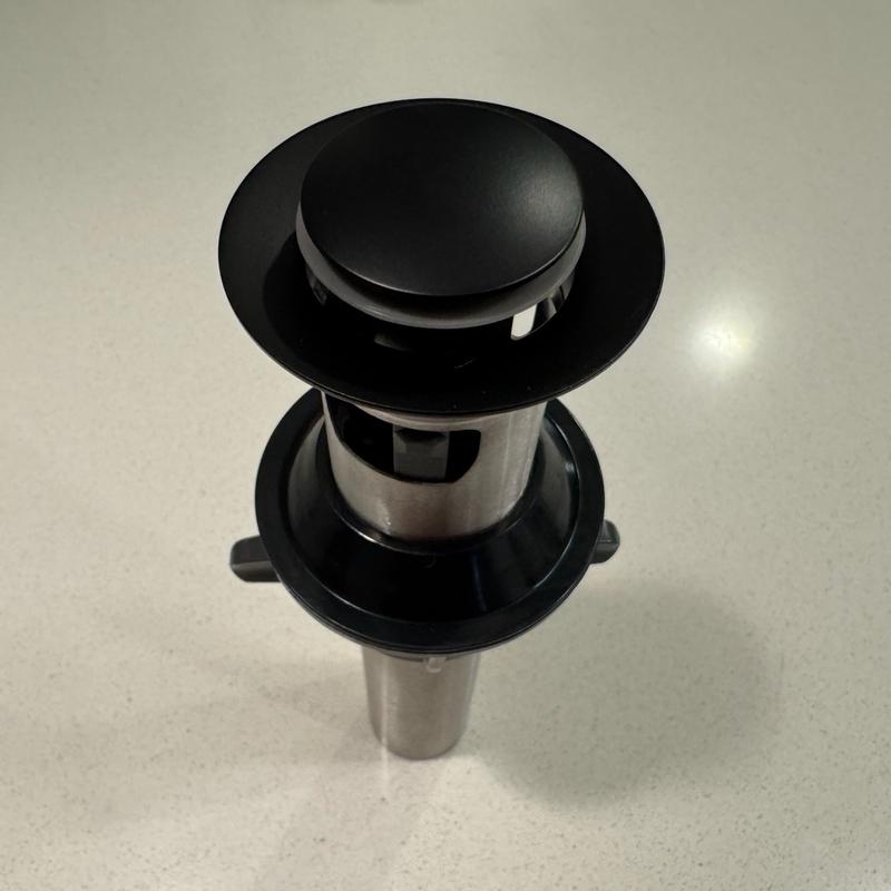 Delta Modern Matte Black Single Hole 1-Handle WaterSense Bathroom Sink ...