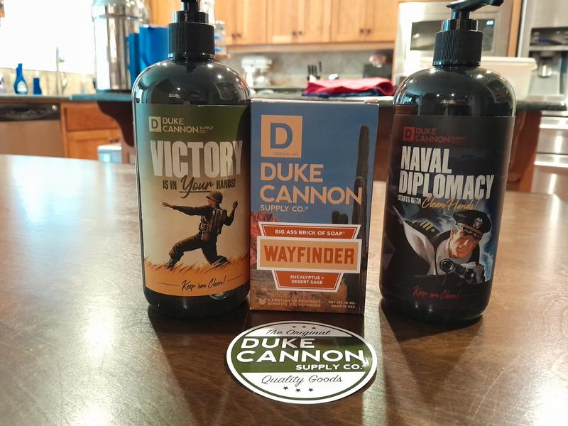 Duke Cannon Supply Co. 17oz Hand Soap Victory - Liquid Shower Gel with ...