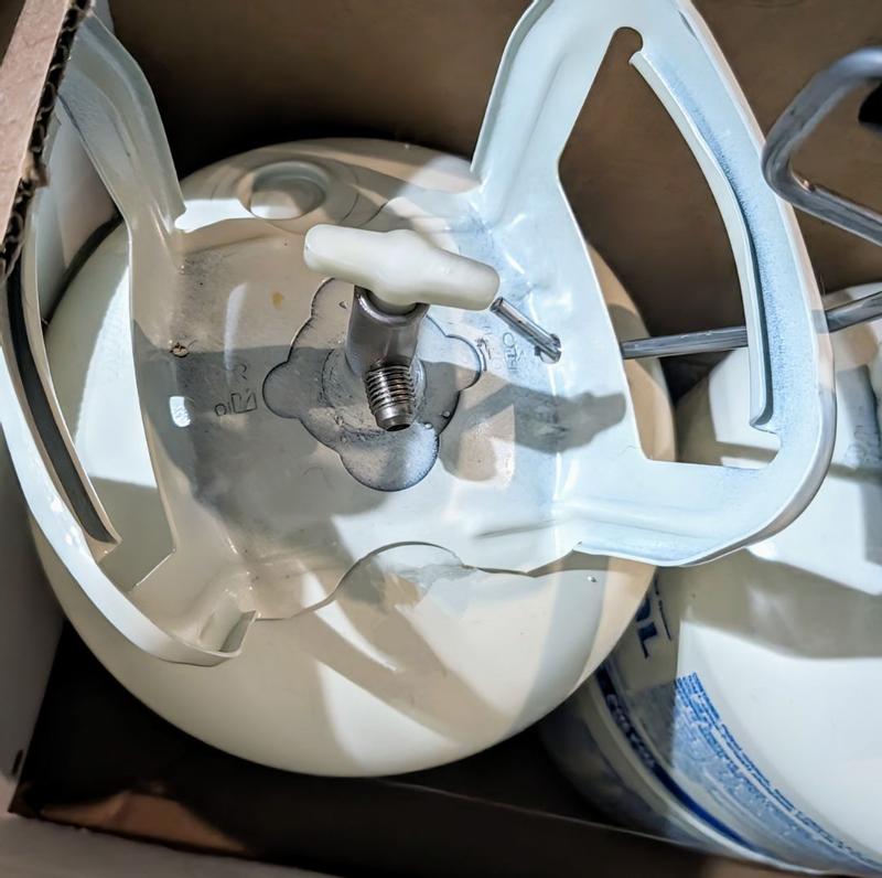 Shop Froth-Pak Wall Insulation Kit at Lowes.com