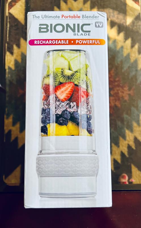 Bionic 26-oz 1-Speed Personal Blender (White) 8511LQP-30 at Lowes.com