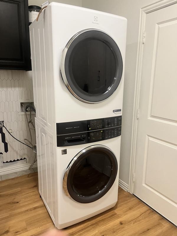 Electrolux SmartBoost Premix Electric Stacked Laundry Center with 4.5 ...