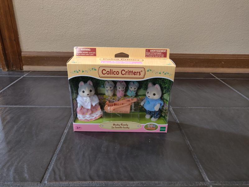 Calico Critters Husky Family, Set of 5 Collectable Doll Figures - Macy's