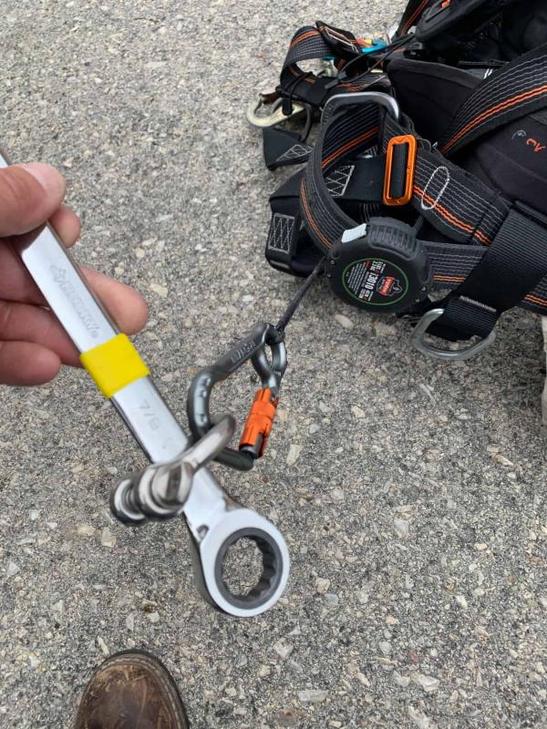 Squids Ergodyne 3010 Retractable Tool Lanyard with Belt Loop Clip- 5lbs ...
