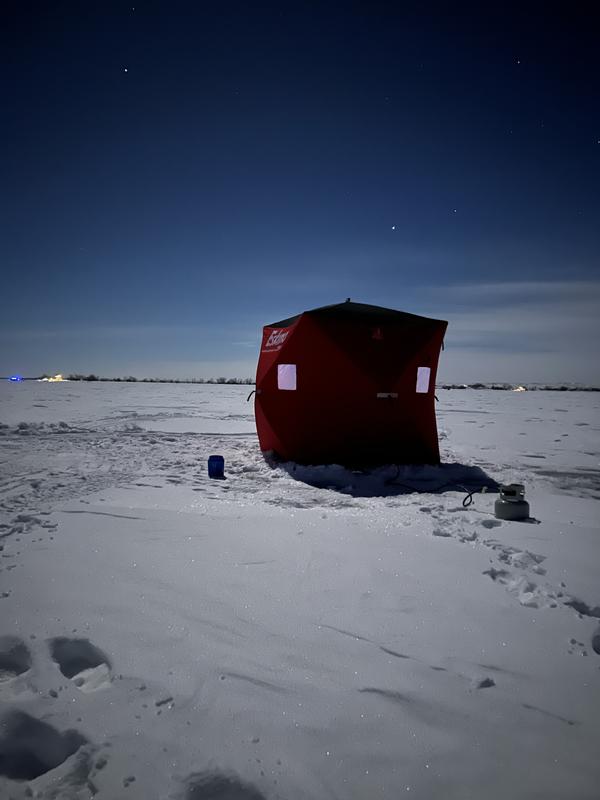 Eskimo QuickFish 3i Portable Ice Shelter Fishing Storage Cabinet 69445 ...