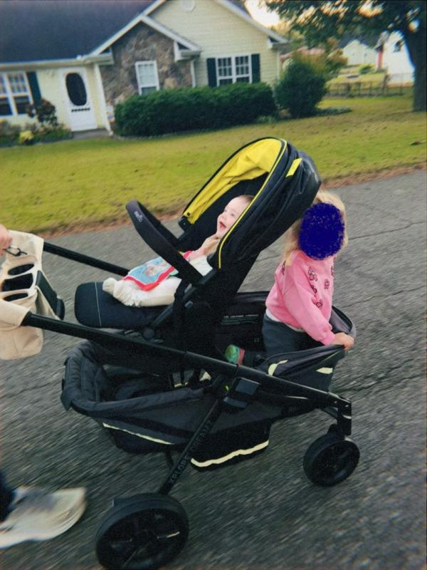 Evenflo Pivot Xplore Dreamz All-Terrain Stroller Wagon with Bassinet ...