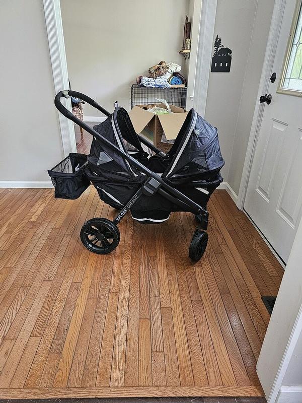 Evenflo Pivot Xplore Dreamz All-Terrain Stroller Wagon with Bassinet ...