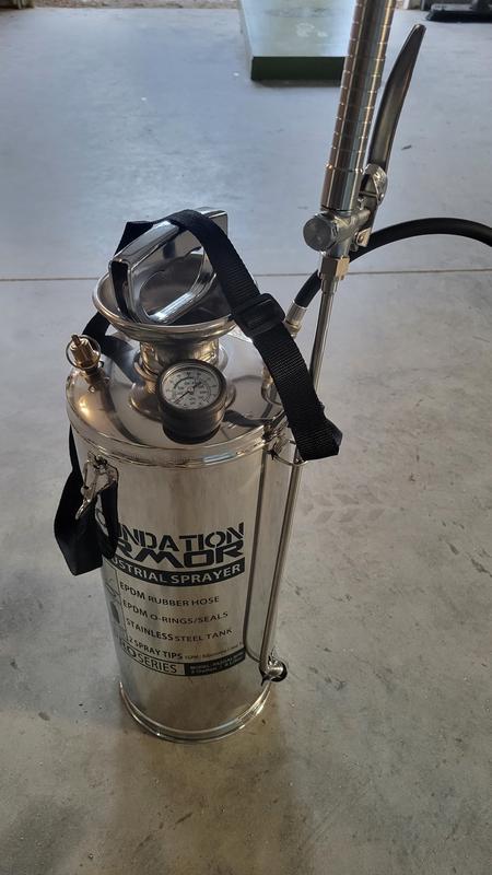 Foundation Armor 2-Gallon Stainless Steel Pump Sprayer FA2GALSPR at ...