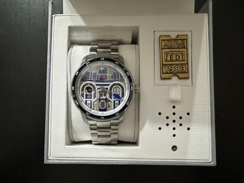 Fossil Unisex Limited Edition Star Wars R2-D2 Automatic Silver-Tone ...