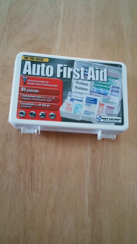 First Aid Only First Aid Kit and Housing Plastic 40 Components 10 ...