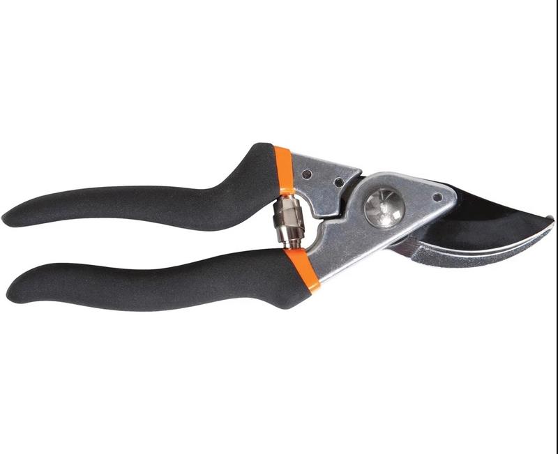 Fiskars Steel Bypass Hand Pruner with Standard Handle 1070434 at Lowes.com