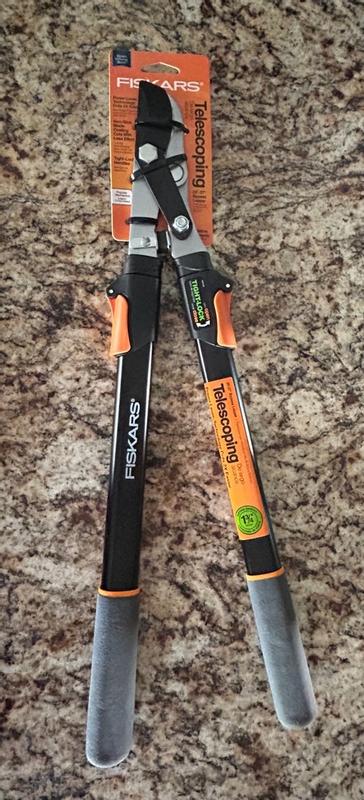 Fiskars 27-37 in. Telescoping Power-Lever Bypass Lopper at Tractor ...