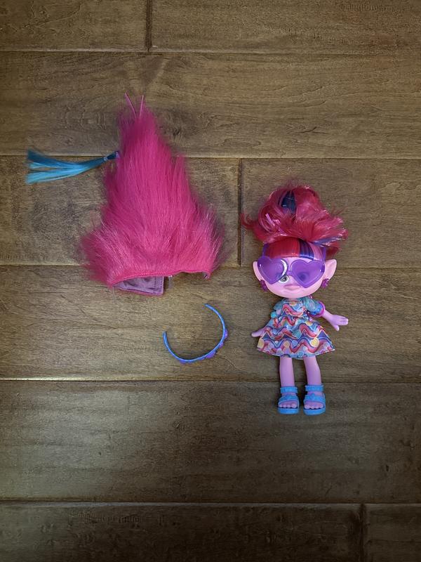 Trolls DreamWorks Band Together Hairsational Reveals Queen Poppy Doll ...