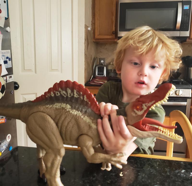 Jurassic World Camp Cretaceous Extreme Chompin Spinosaurus Action