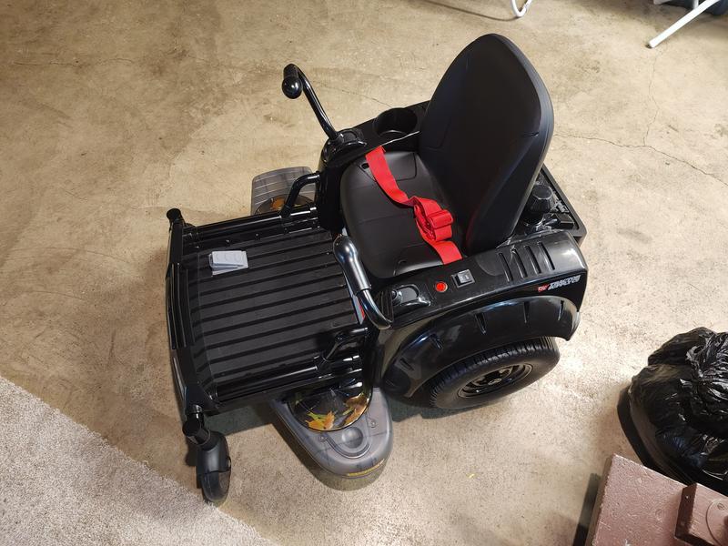Tractor Supply 12V Zero-Turn Lawn Mower Ride-On Toy, Red at Tractor ...