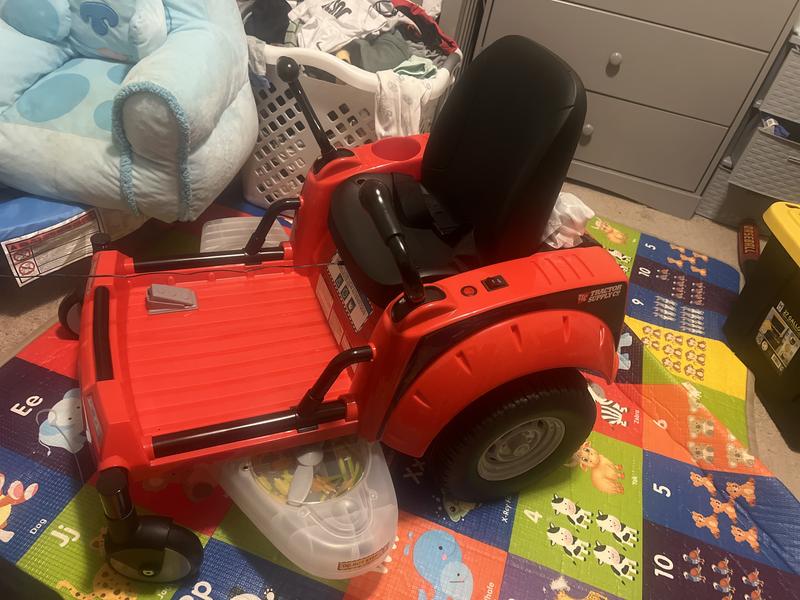 Tractor Supply 12V Zero-Turn Lawn Mower Ride-On Toy, Red at Tractor ...