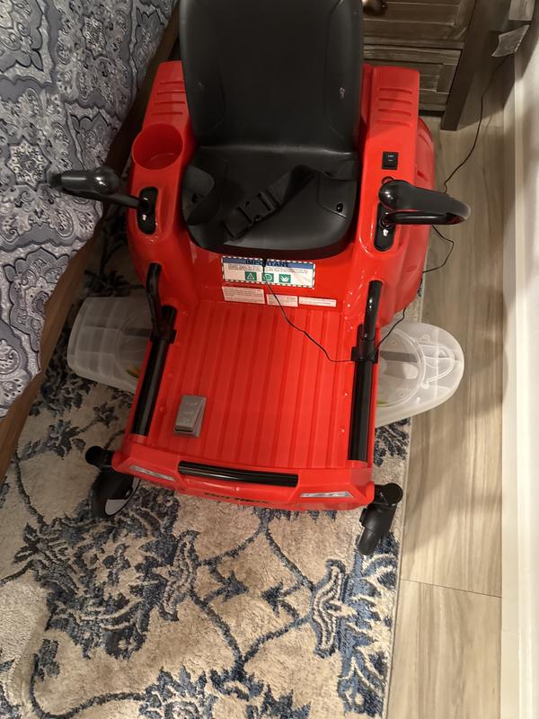 Tractor Supply 12V Zero-Turn Lawn Mower Ride-On Toy, Red at Tractor ...
