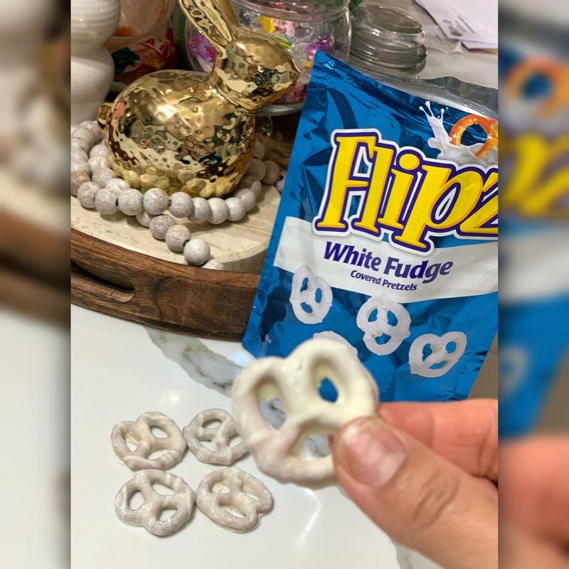 Flipz white fudge store