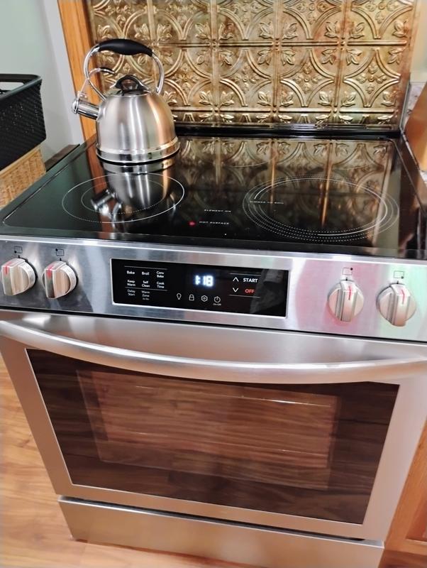 Frigidaire 30-in Glass Top 5 Burners 5.3-cu ft Self-Cleaning Convection ...