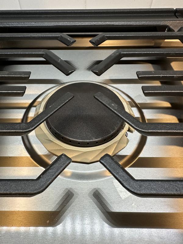 Frigidaire Professional 36-in 5 Burners Stainless Steel Gas Cooktop ...