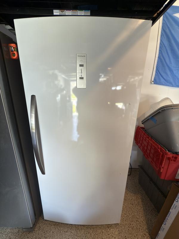 Frigidaire 20-cu ft Garage Ready Frost-free Upright Freezer (Carbon ...