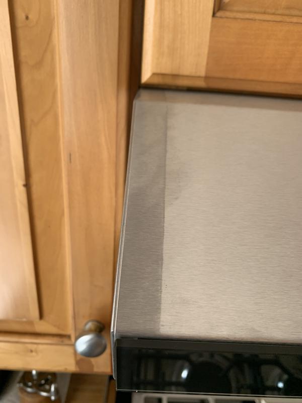 Frigidaire 30-in Convertible 330-CFM Stainless Steel Under Cabinet ...
